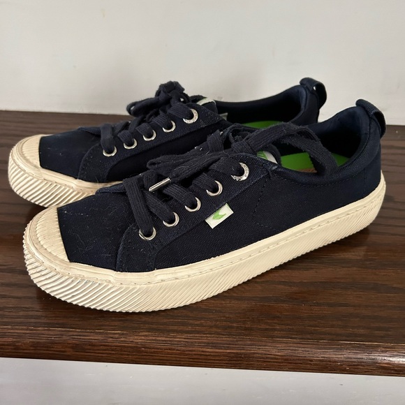 Cariuma | Shoes | Cariuma Classic Blue Lace Up Sneaker Womens Size 7 ...